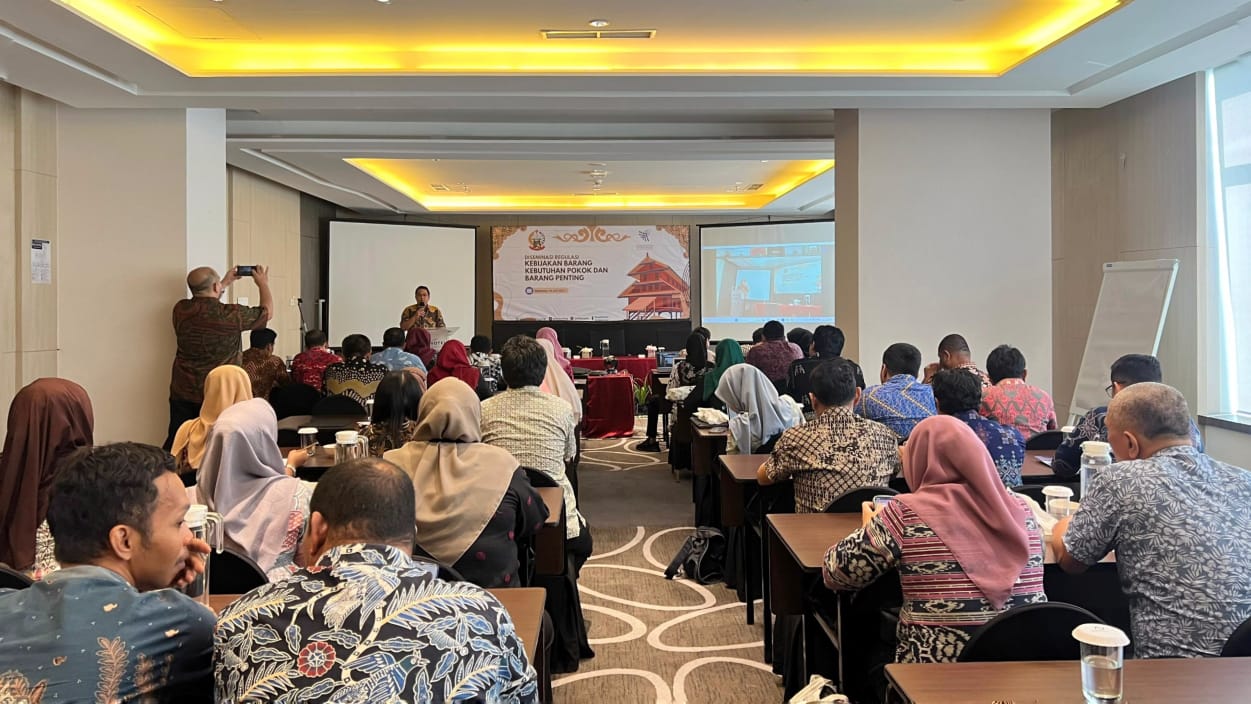 Diseminasi Regulasi: Kebijakan Barang Kebutuhan Pokok dan Barang Penting - Ditjen PDN